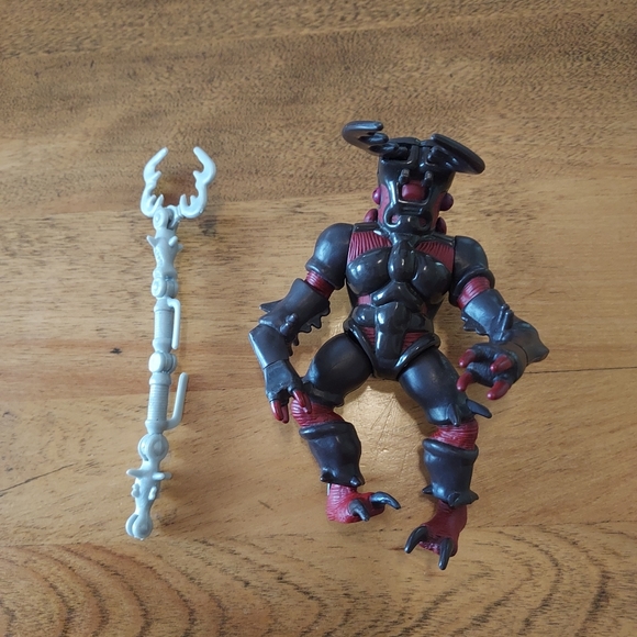 Bandai Namco | Toys | Mighty Morphin Power Rangers Slicing Horns Stag ...